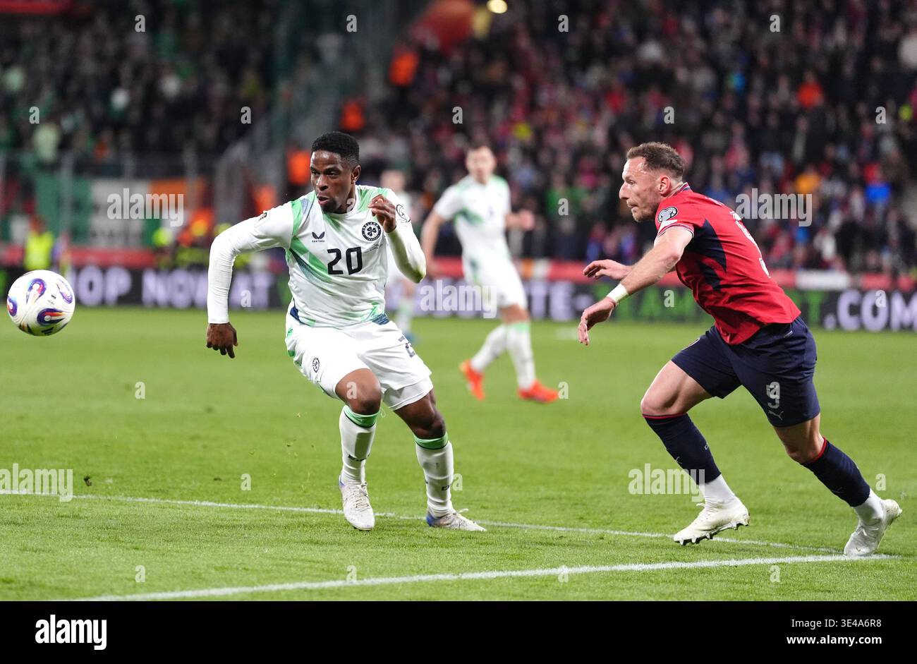Republic of Ireland's Chiedozie Ogbene (left) and Czechia's Vladimir ...