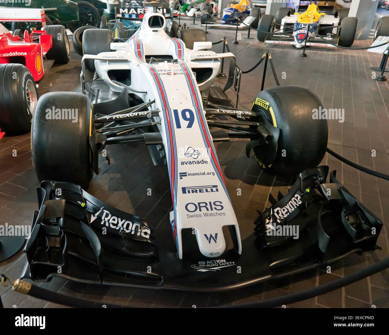 Mercedes amg hpp kinetic and thermal energy recovery systems hi-res ...