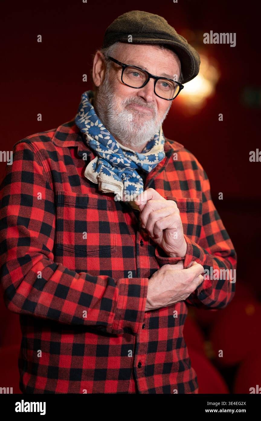 Pablo Carbonell poses during presentation of 'Genero de dudas' at the ...