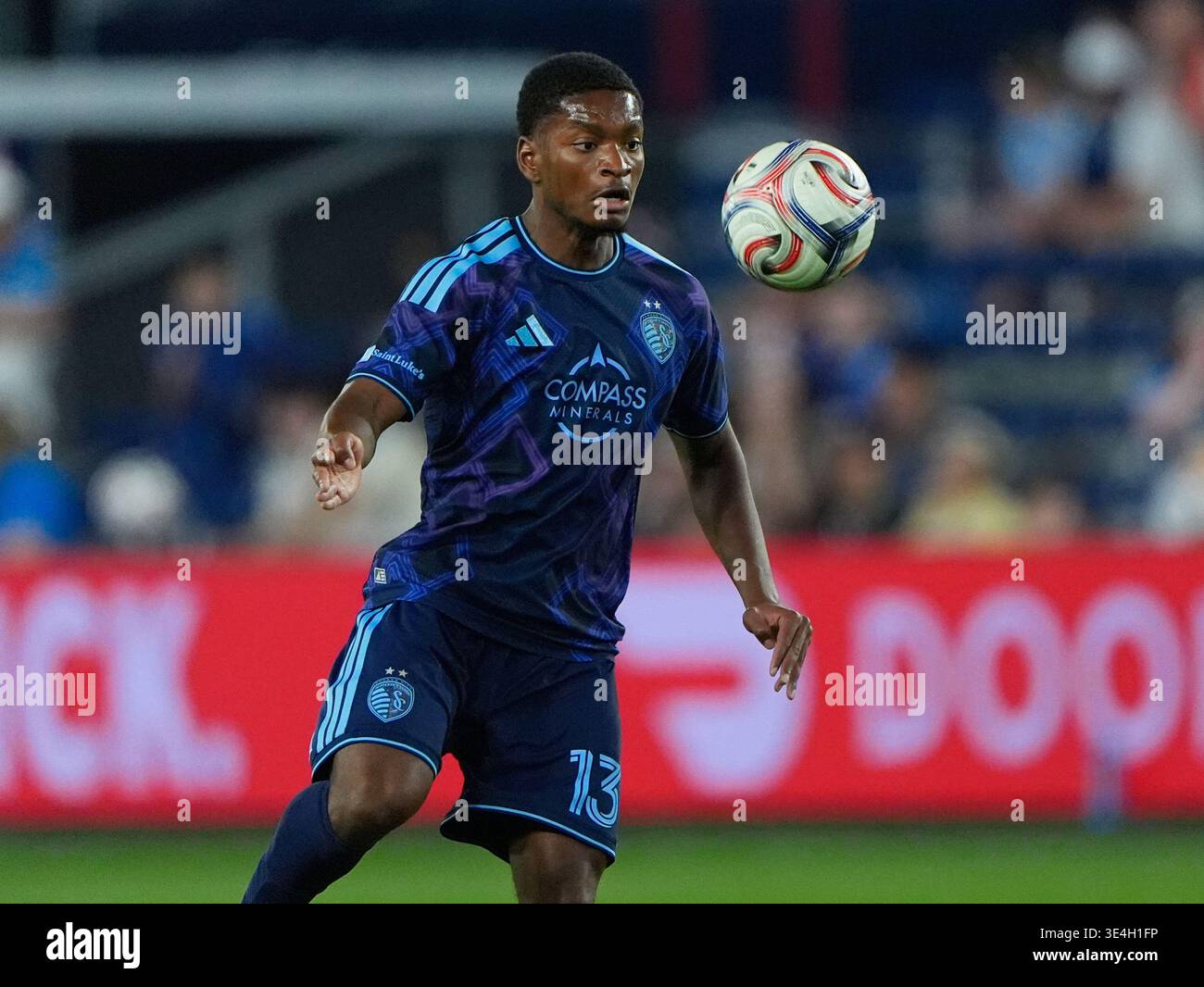 Sporting Kansas City defender Justin Reynolds during the second half of ...