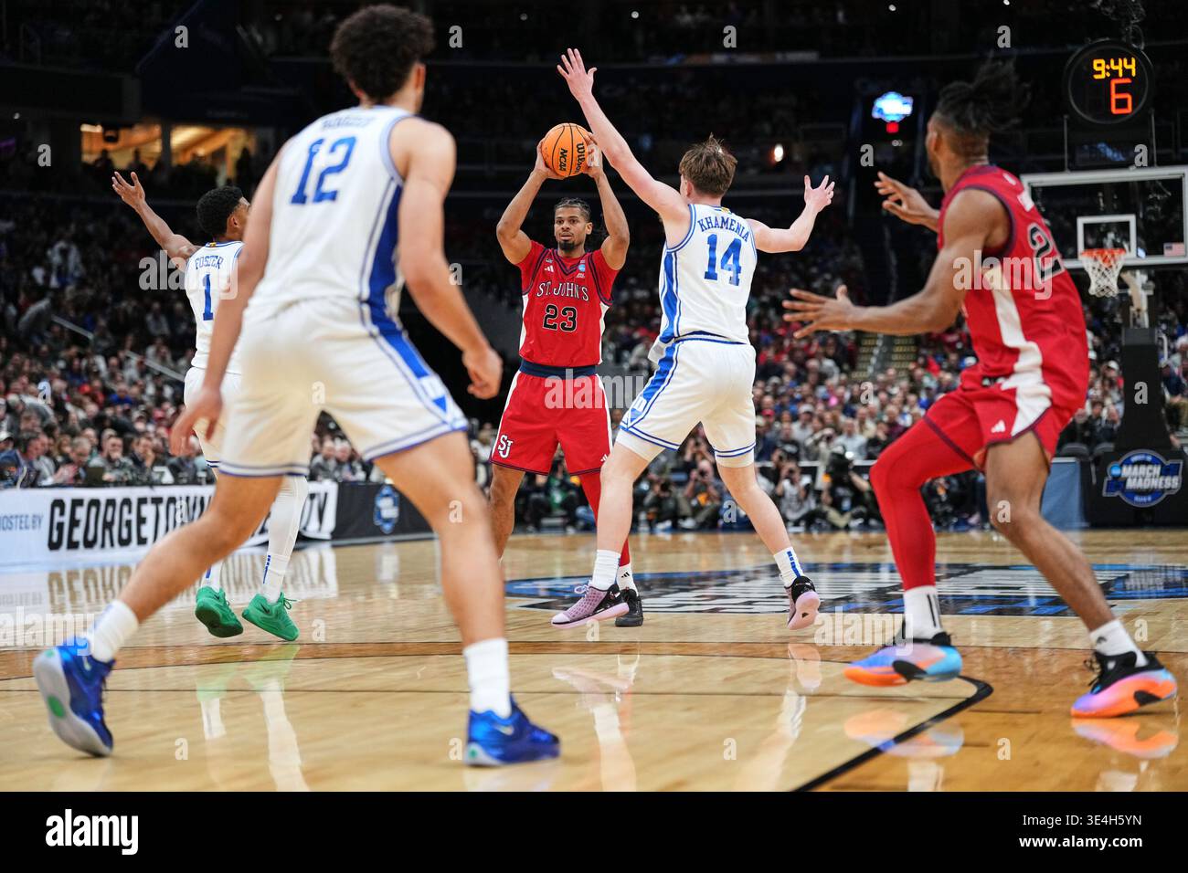 St. John's forward Bryce Hopkins (23) looks to make a pass during the ...