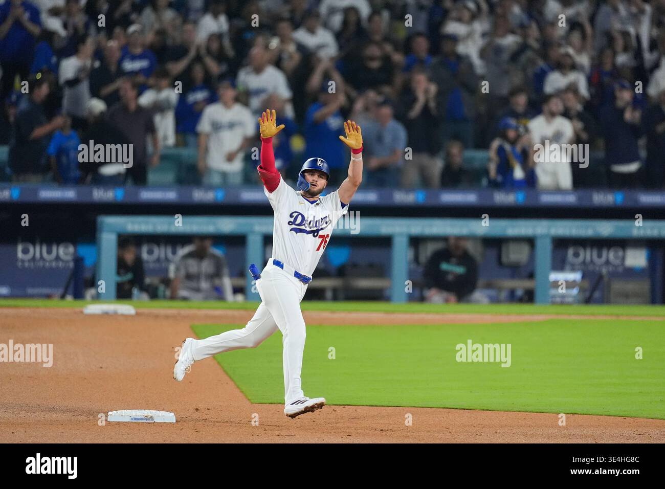 Los Angeles Dodgers Alex Freeland (76) rounds the bases after hitting a ...