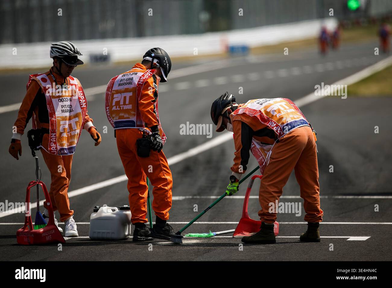 FIA marshall, commissaire de piste, marshal, marshalls, marshals during ...