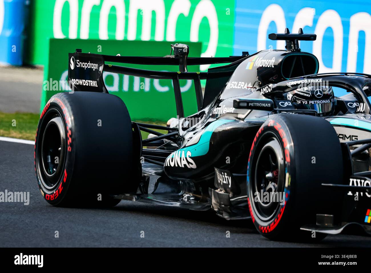 63 RUSSELL George (gbr), Mercedes AMG F1 Team W17, action active aero ...