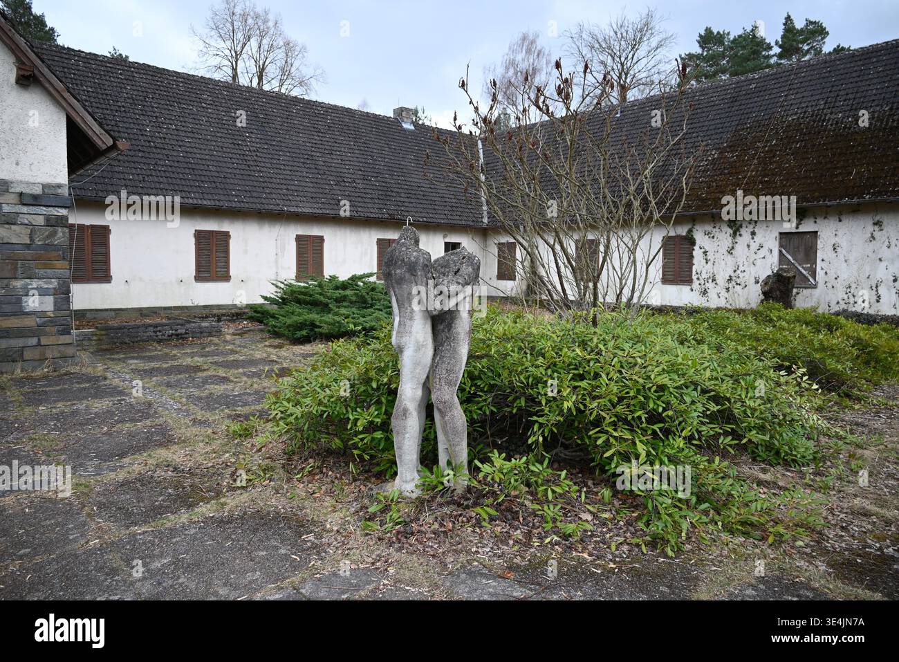 Berlin, Germany. 27th Mar, 2026. Villa Waldhof am Bogensee built for ...