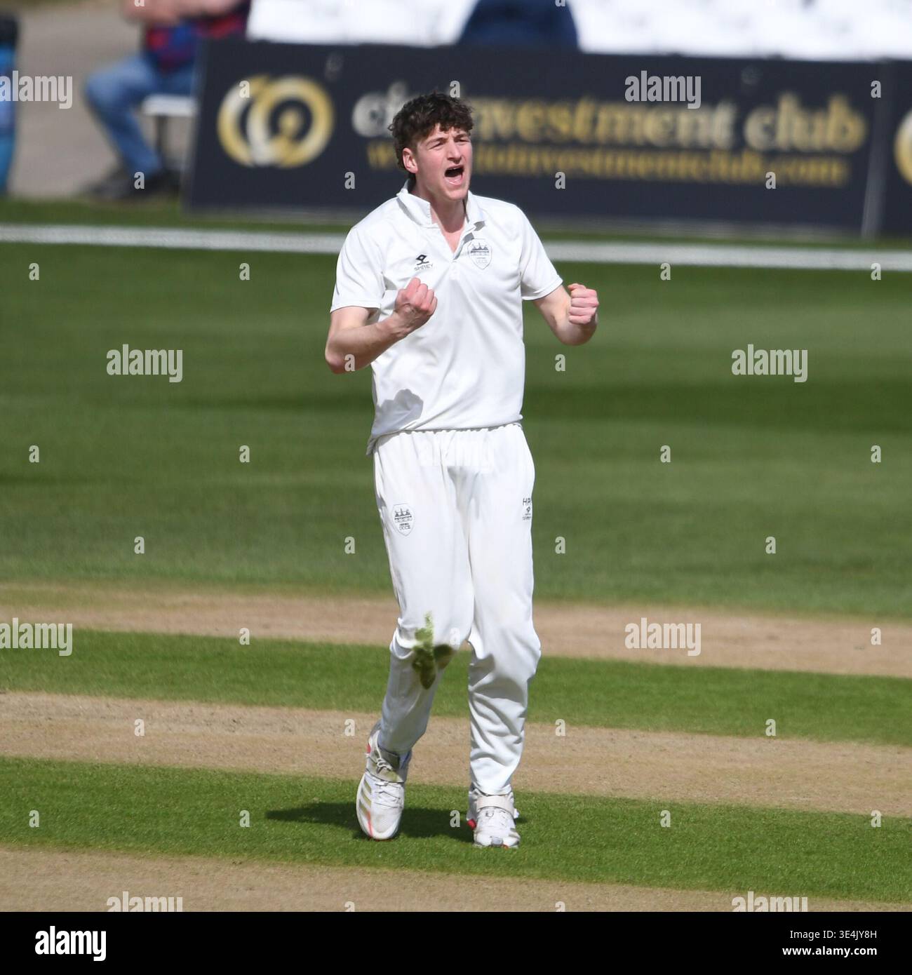 Canterbury, England. 28th Mar 2026. Henry Dunlop celebrates taking the ...