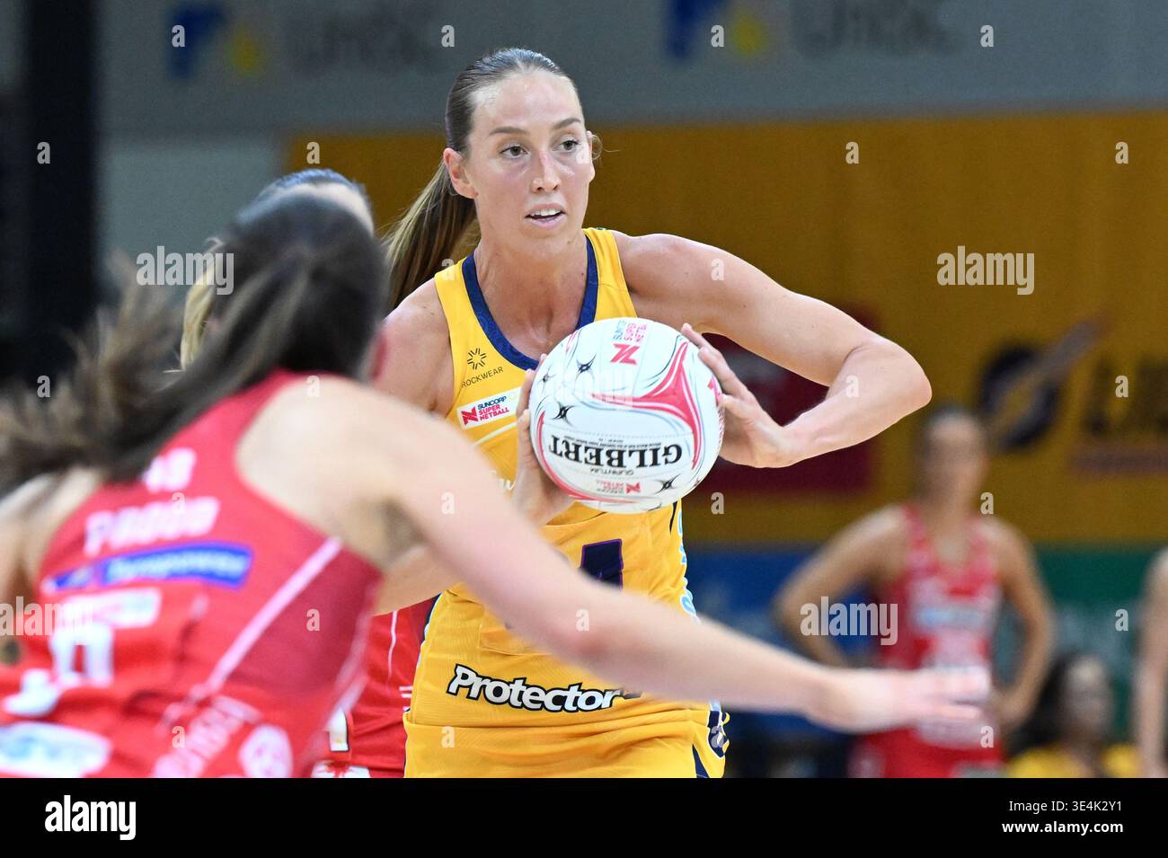 Cara Koenen of the Lightning in action during the Super Netball Round 3 ...
