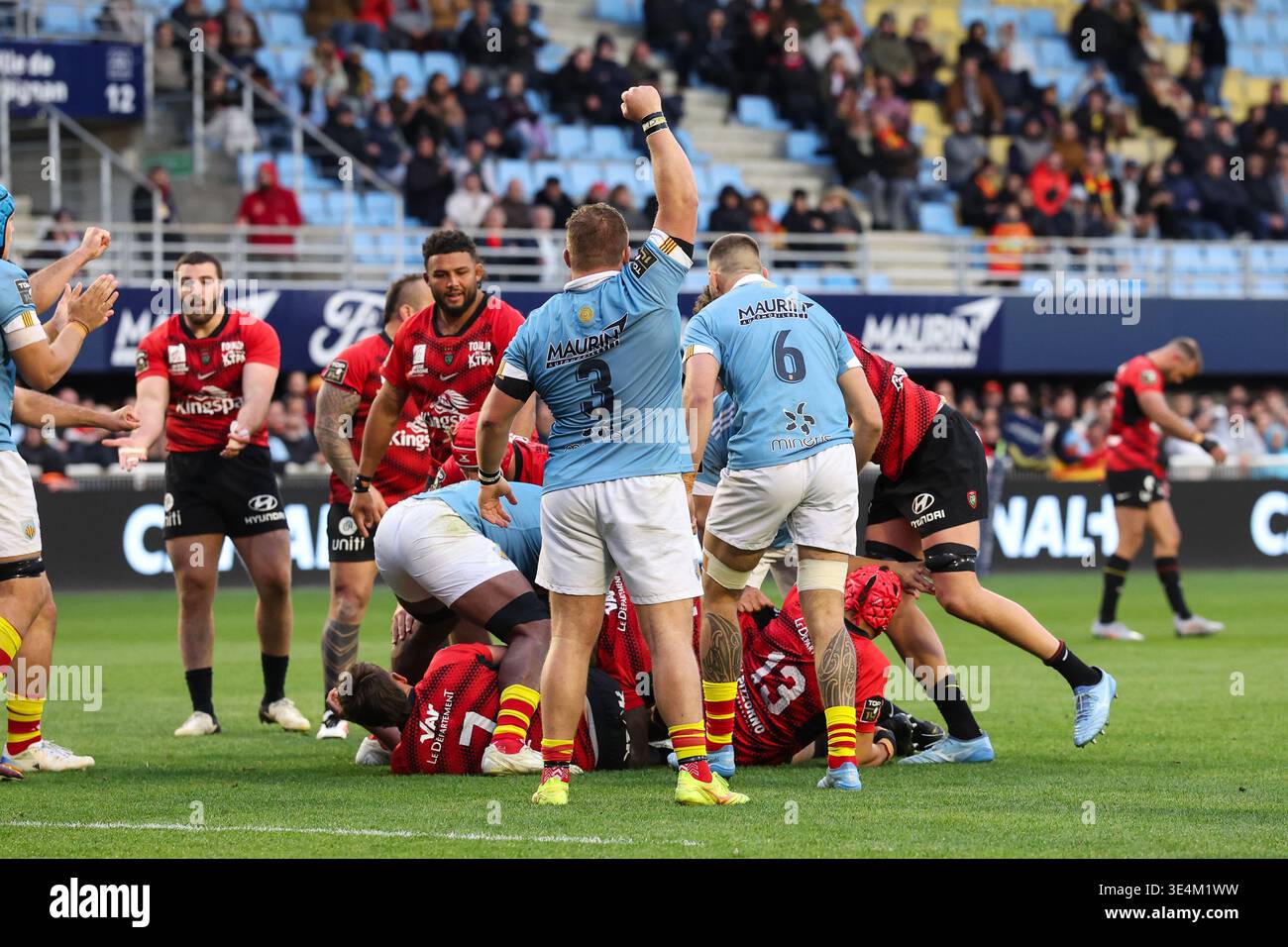 during the Top 14 match between Perpignan and Toulon at Stade Aime ...