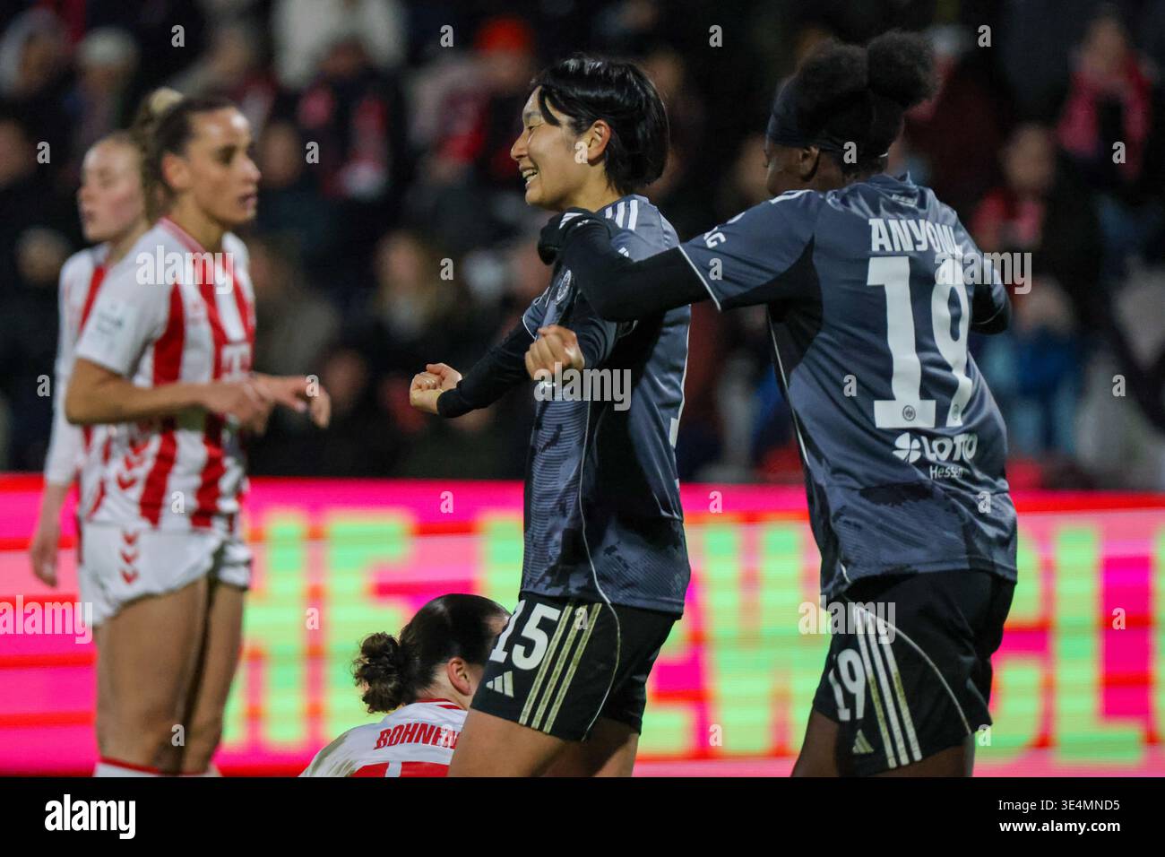 Köln, Deutschland: 28. März 2026 - 1. Frauen Bundesliga - 22. Spieltag ...