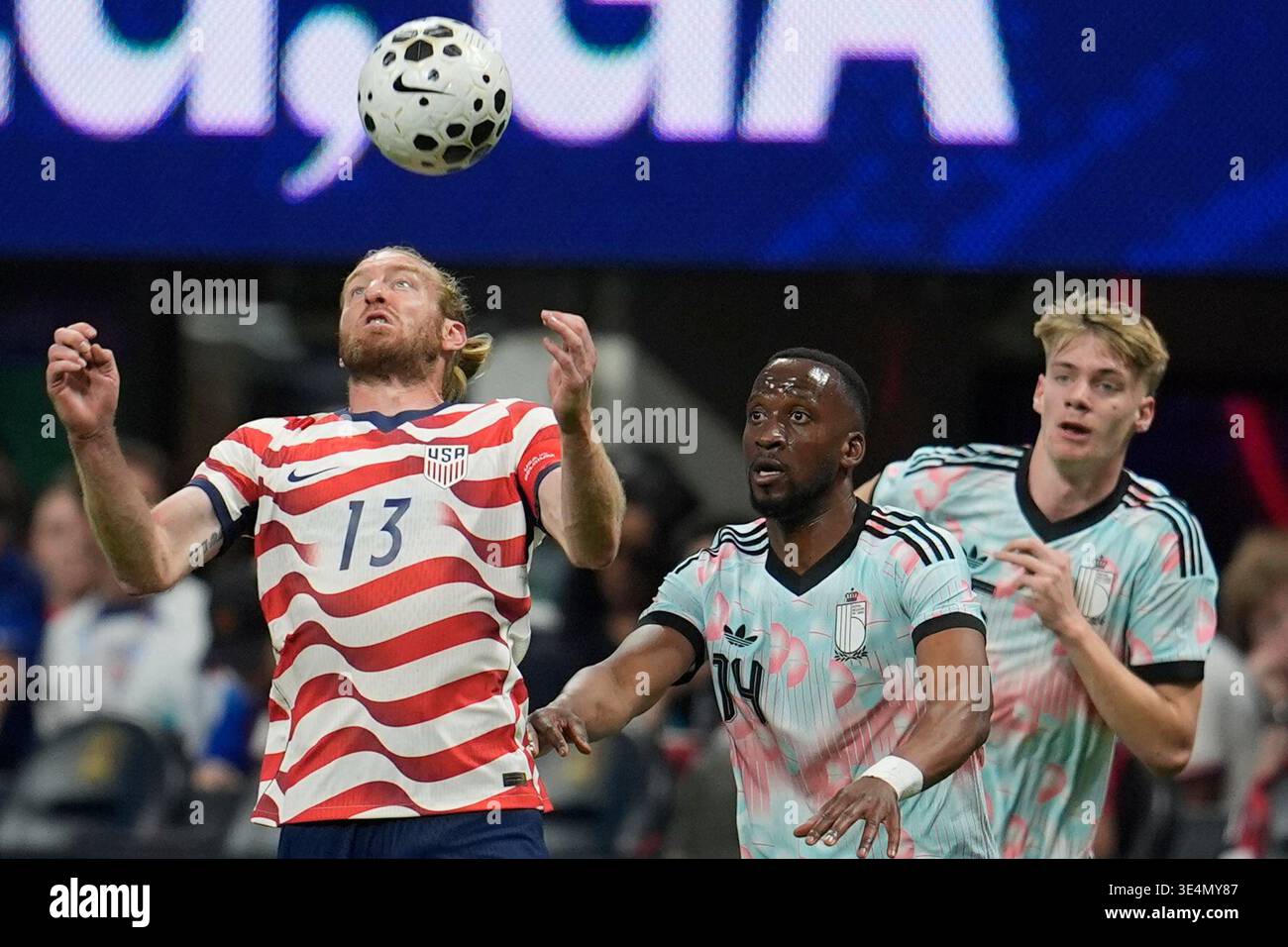 United States' Tim Ream (13) tries the control the ball as Belgium's ...