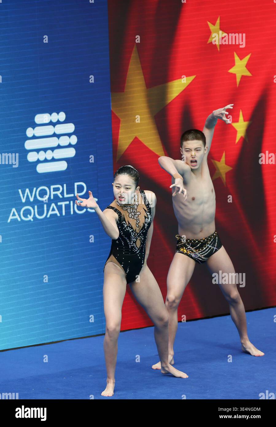 (260329) -- PARIS, March 29, 2026 (Xinhua) -- Cao Yixin (L) and Shi ...