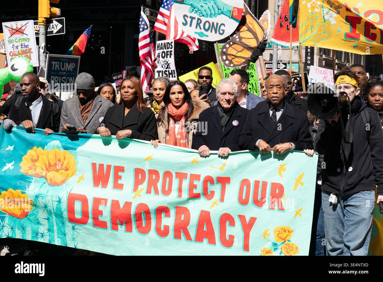 Jumaane Williams, Letitia James, Padma Lakshmi, Robert De Niro ...