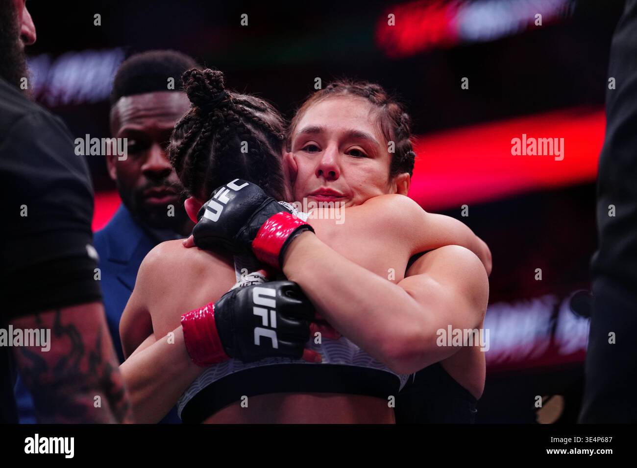 SEATTLE, WA - MARCH 27 : Alexa Grasso and Maycee Barber meet in the ...