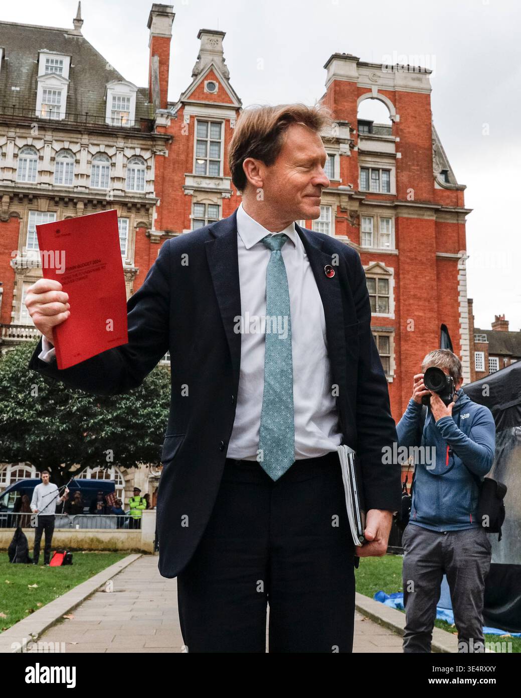 Reform uk green party 2024 hi-res stock photography and images - Alamy