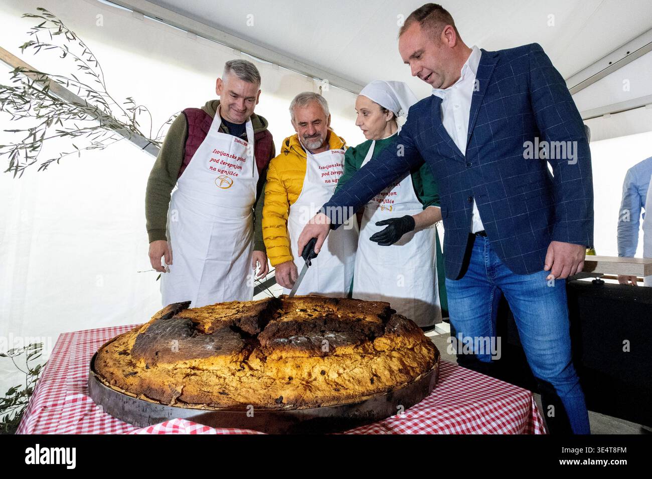 13th edition of traditional Easter food festival “Istrijanske pinci pod ...