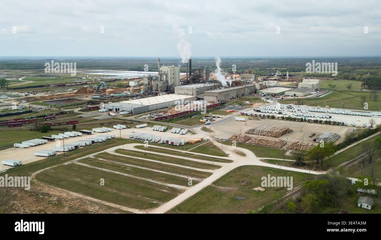 Industrial complex aerial view hi-res stock photography and images - Alamy