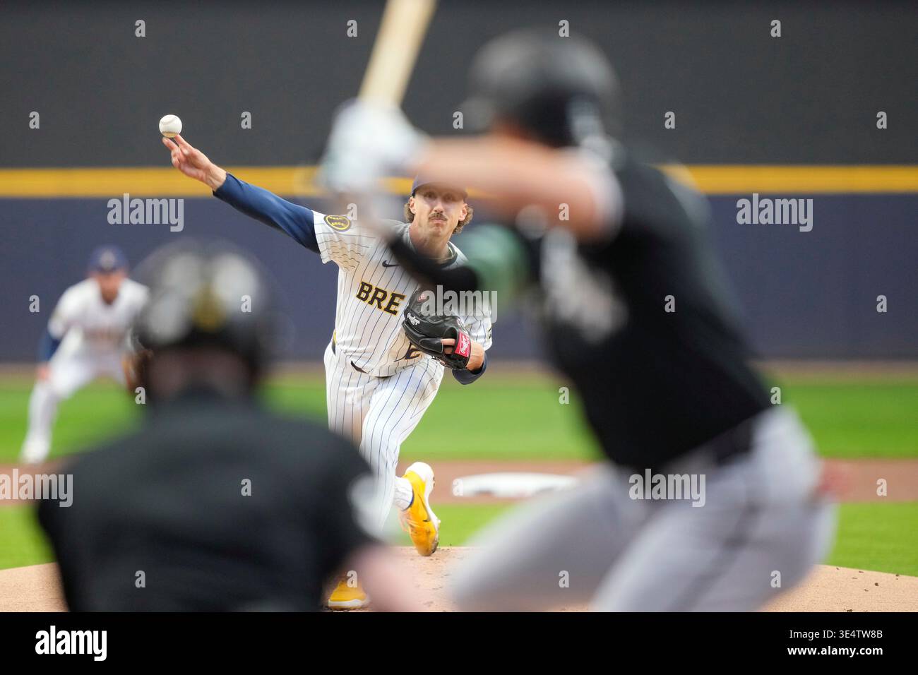 Milwaukee Brewers pitcher Brandon Sproat throws during the first inning ...