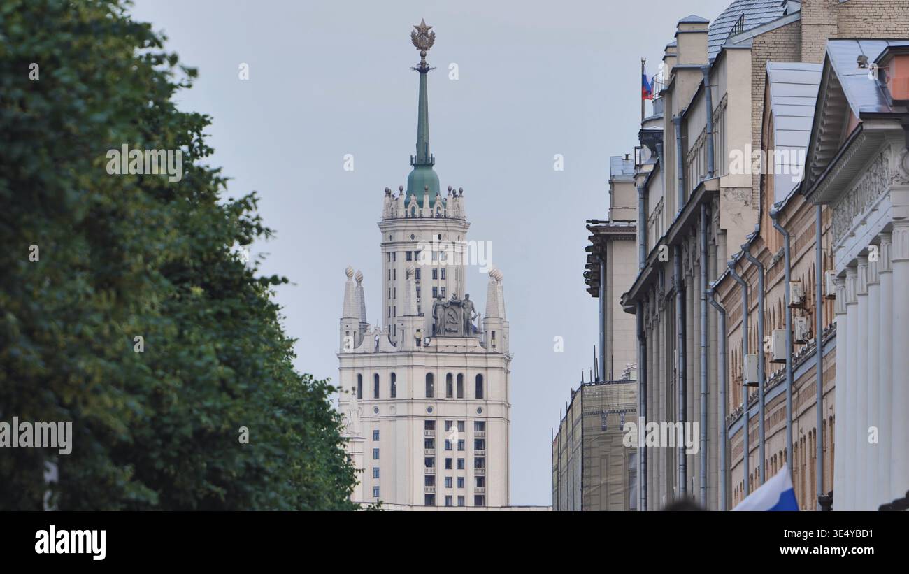 Kudrinskaya Square Building in Moscow, Russia: a Stalinist skyscraper ...