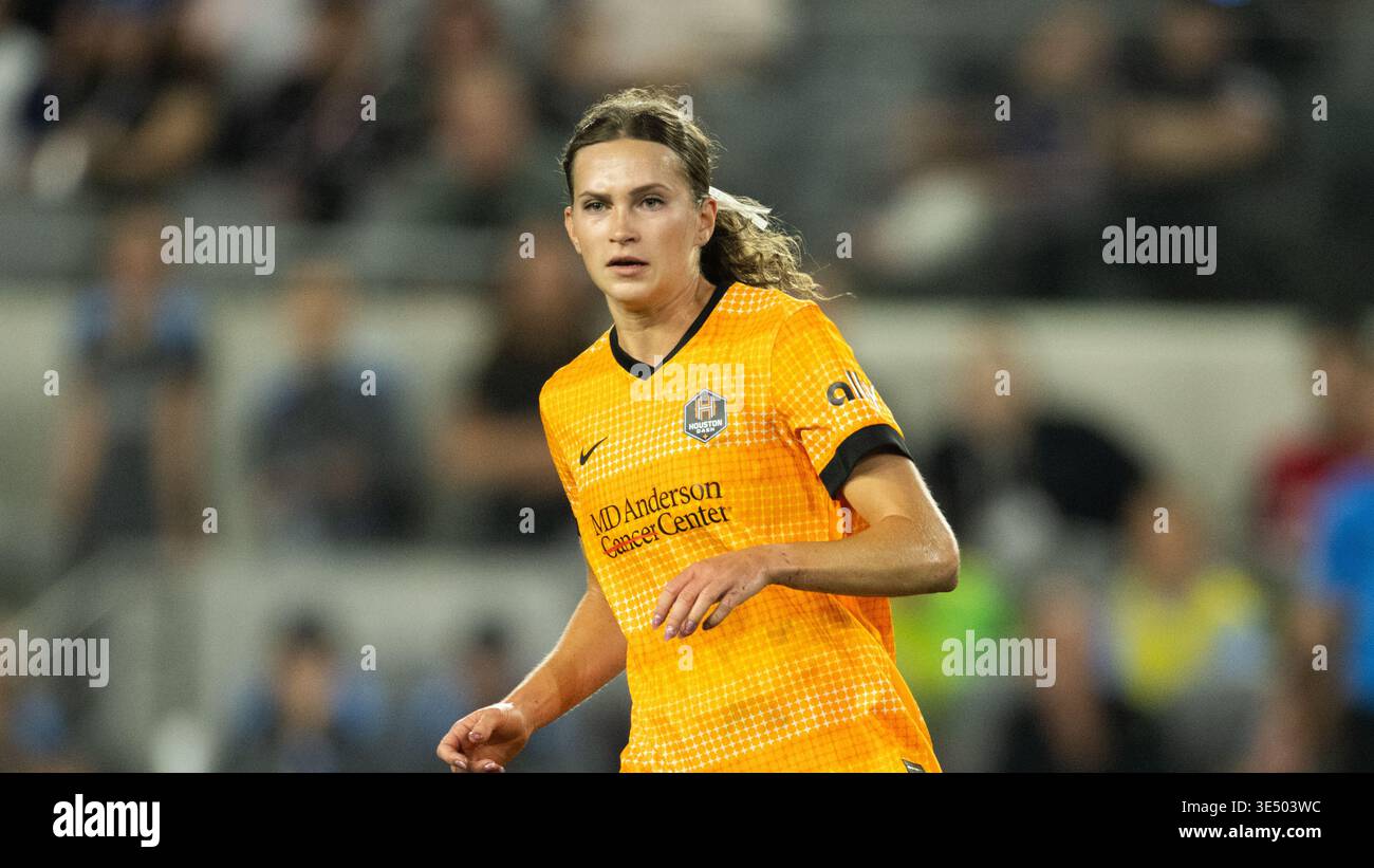Houston Dash defender Leah Klenke (4) runs during an NWSL soccer match ...