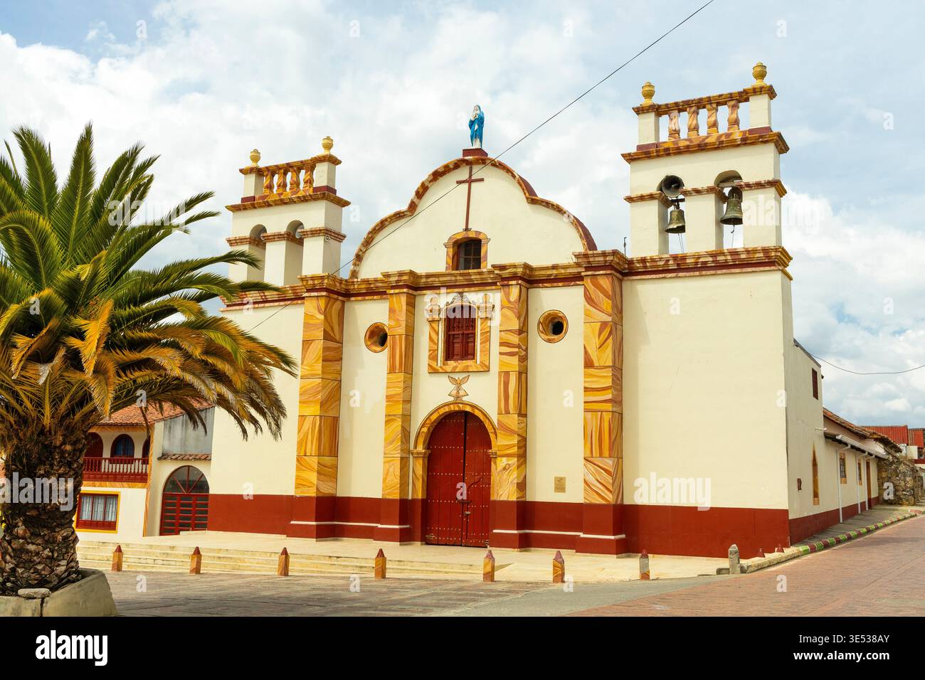 Tota boyaca colombia march 2026 hi-res stock photography and images - Alamy