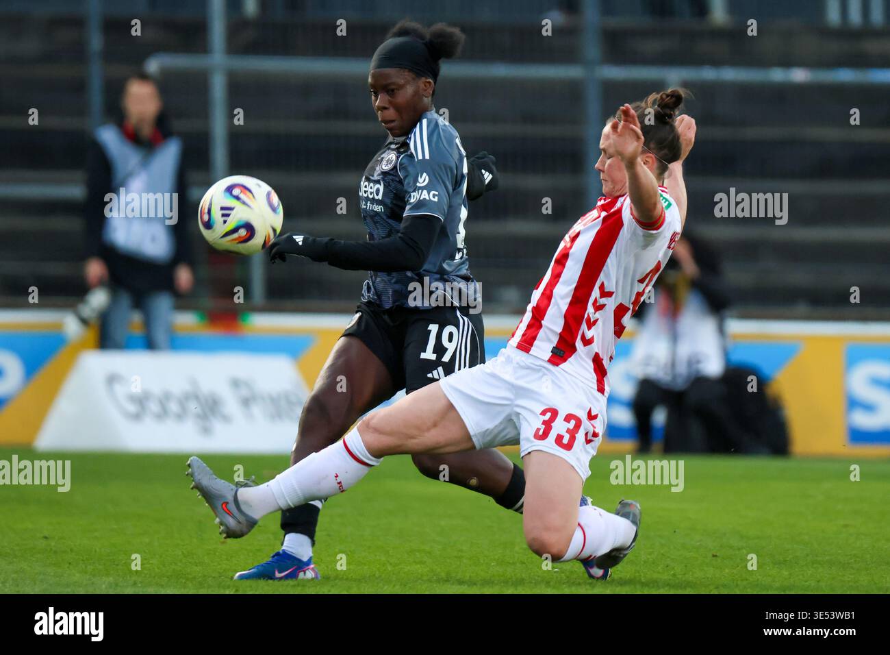 Köln, Deutschland: 28. März 2026 - 1. Frauen Bundesliga - 22. Spieltag ...