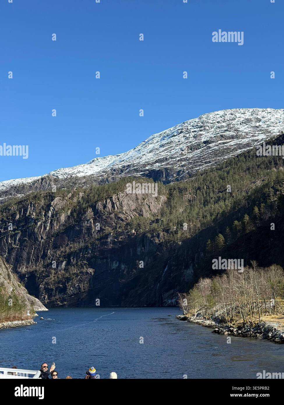 Fjordfahrt mit dem Katamaran nach Mostraumen - Bergen 02.04.2026 ...