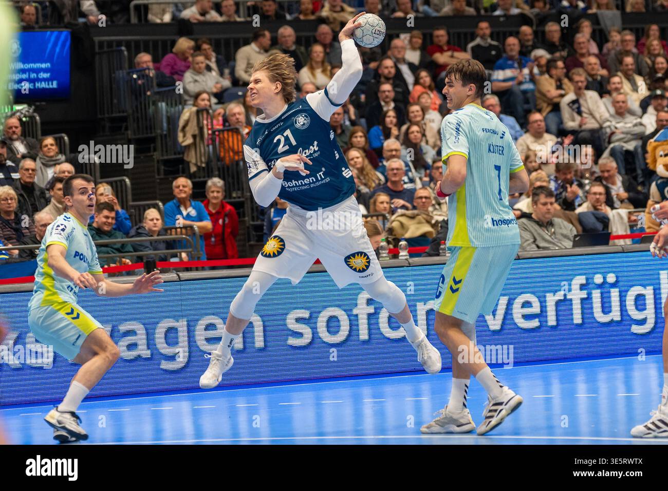 # Bergischer HC vs. VfL Gummersbach, Handball, DAIKIN HBL, 27th ...