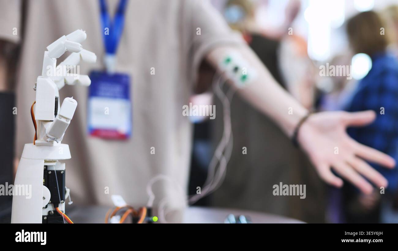 Electromyography emg hi-res stock photography and images - Alamy