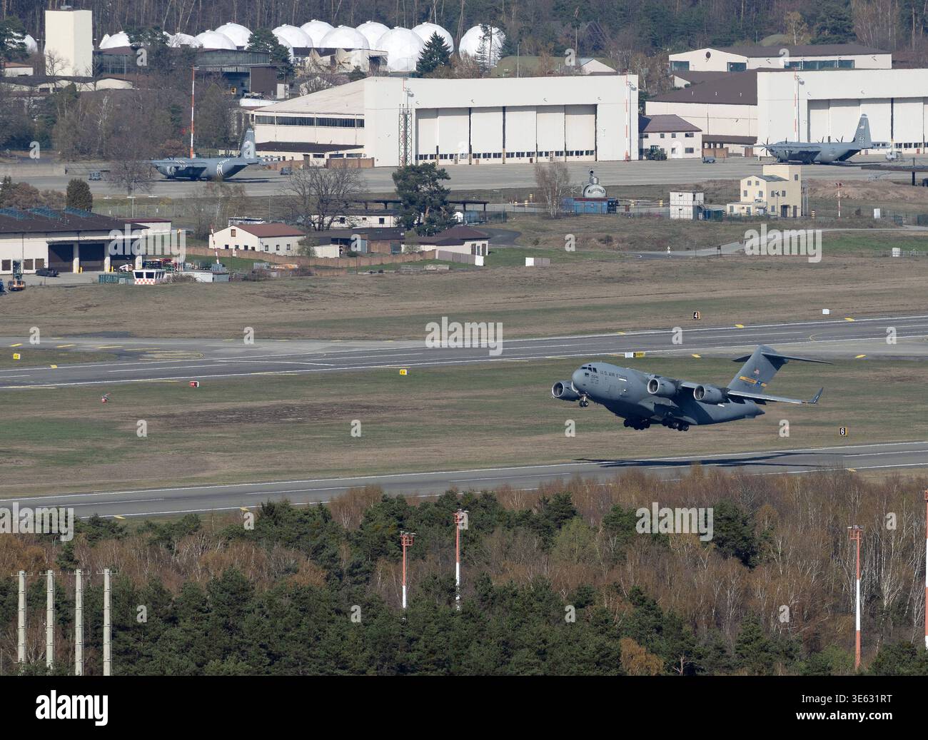 02.04.2026, xjrdrx, Politik Militär, Ramstein Air Base - United States ...