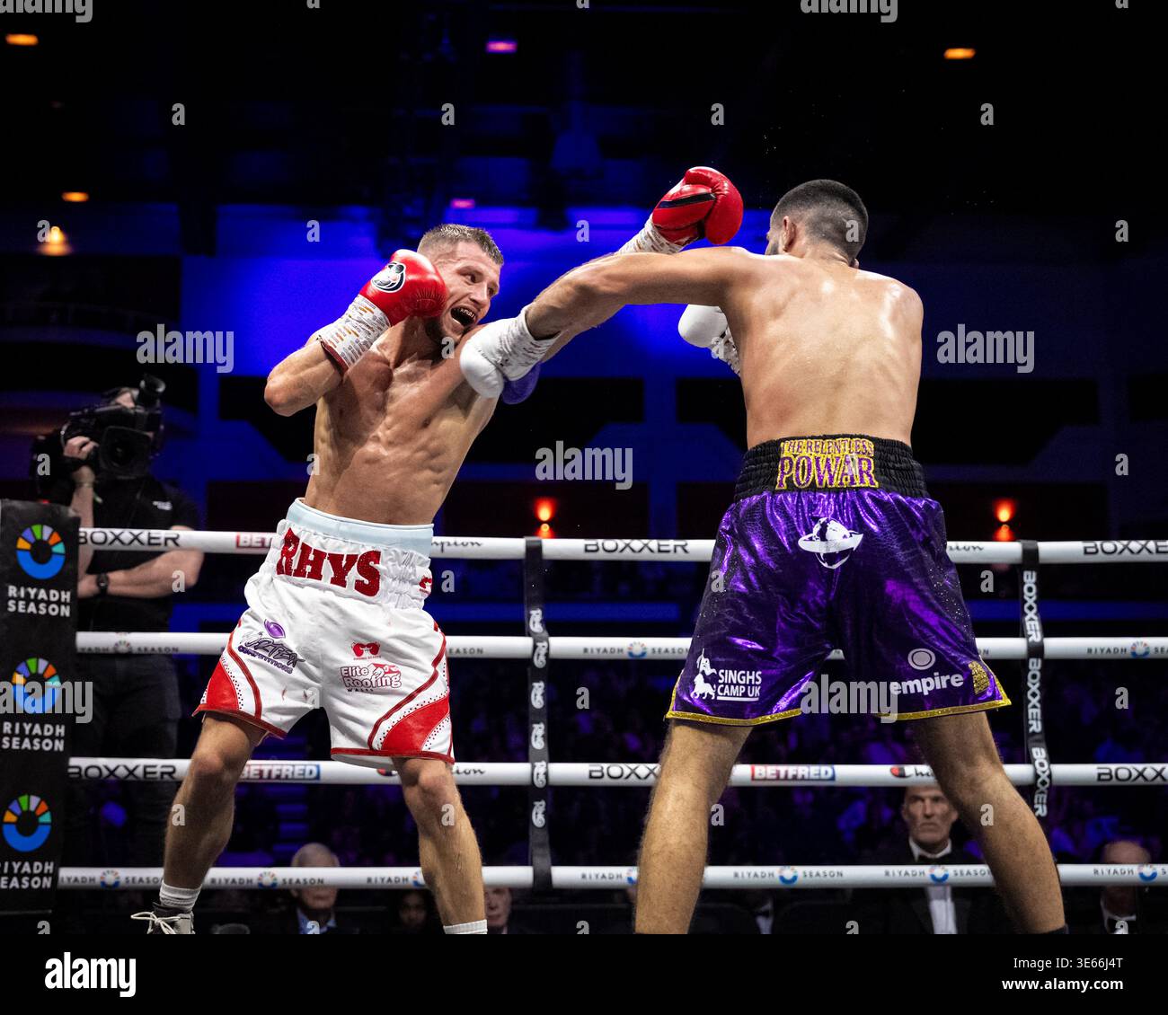 Cardiff, UK. 04th April 2026. Utilita Arena, Cardiff, Wales, UK, 04th ...