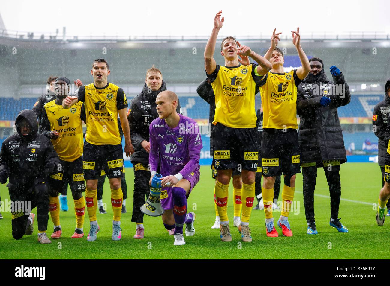 Molde 20260406. The elite football match between Molde and Lillestrøm ...