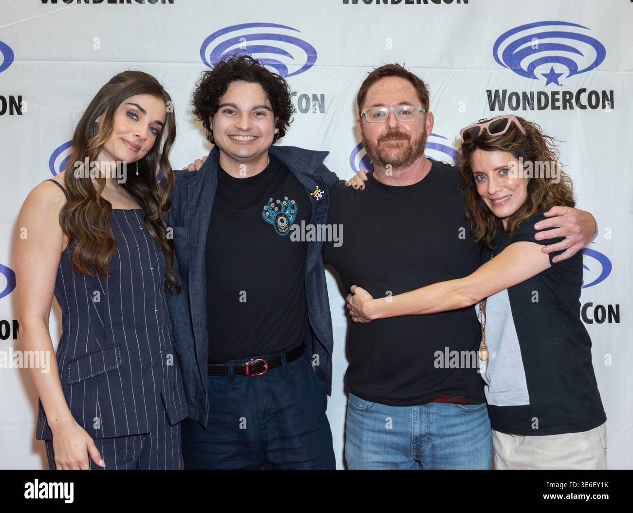 (L-R) Giorgia Whigham, Max Burkholder, Scott Grimes, Alanna Ubach ...