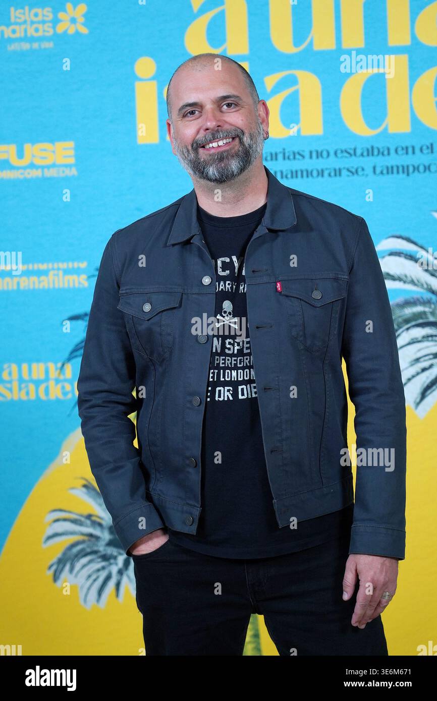 Alexis Morante attends the "A Una Isla De Ti" - Photocall at Urso Hotel ...
