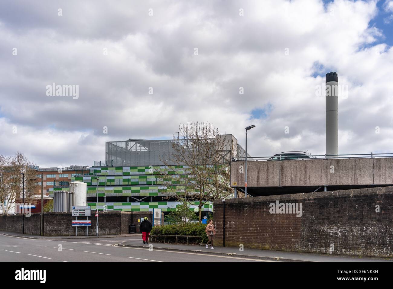 Hospital waste management facilities hi-res stock photography and ...