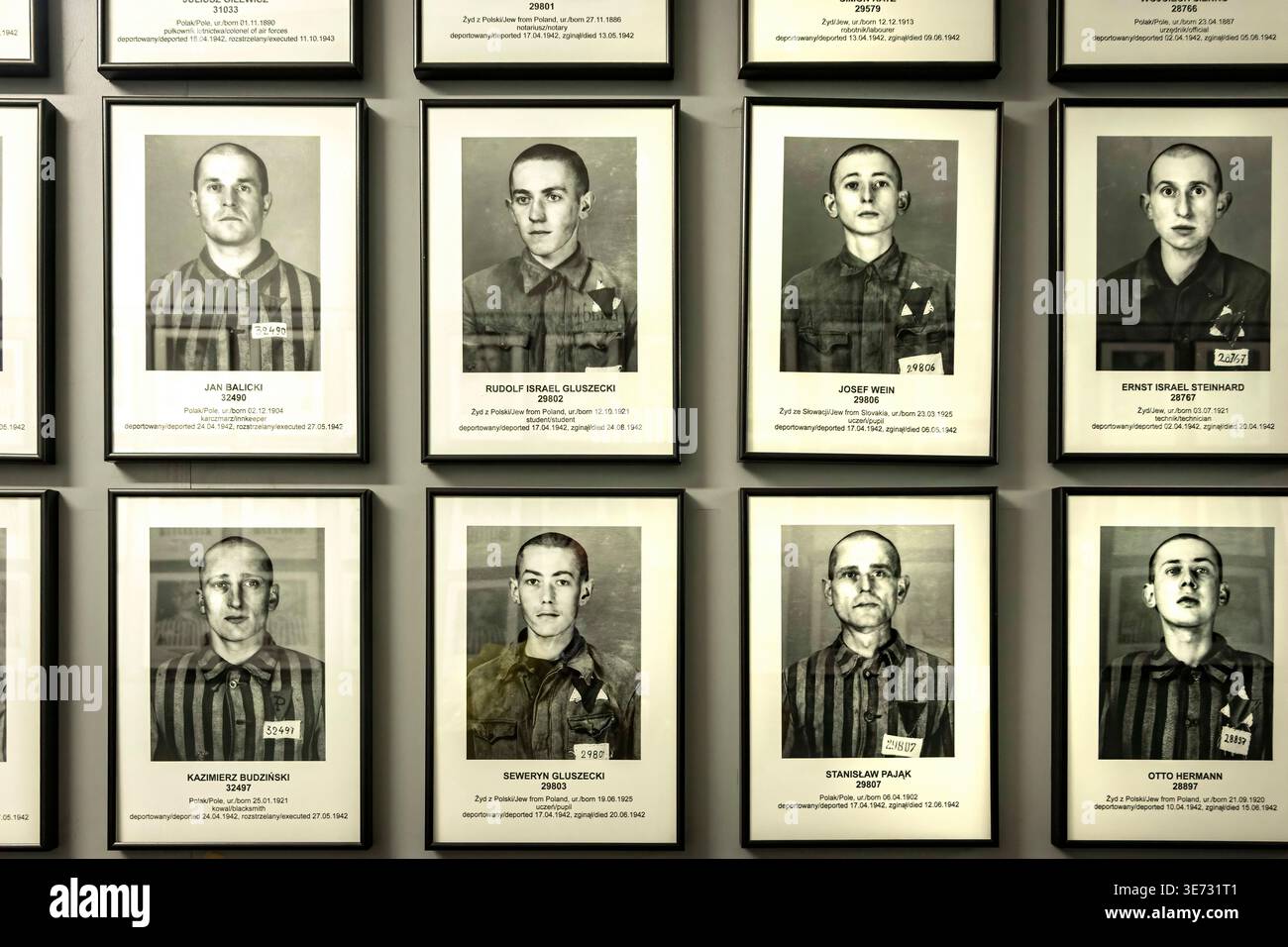 Historical men portraits hi-res stock photography and images - Alamy