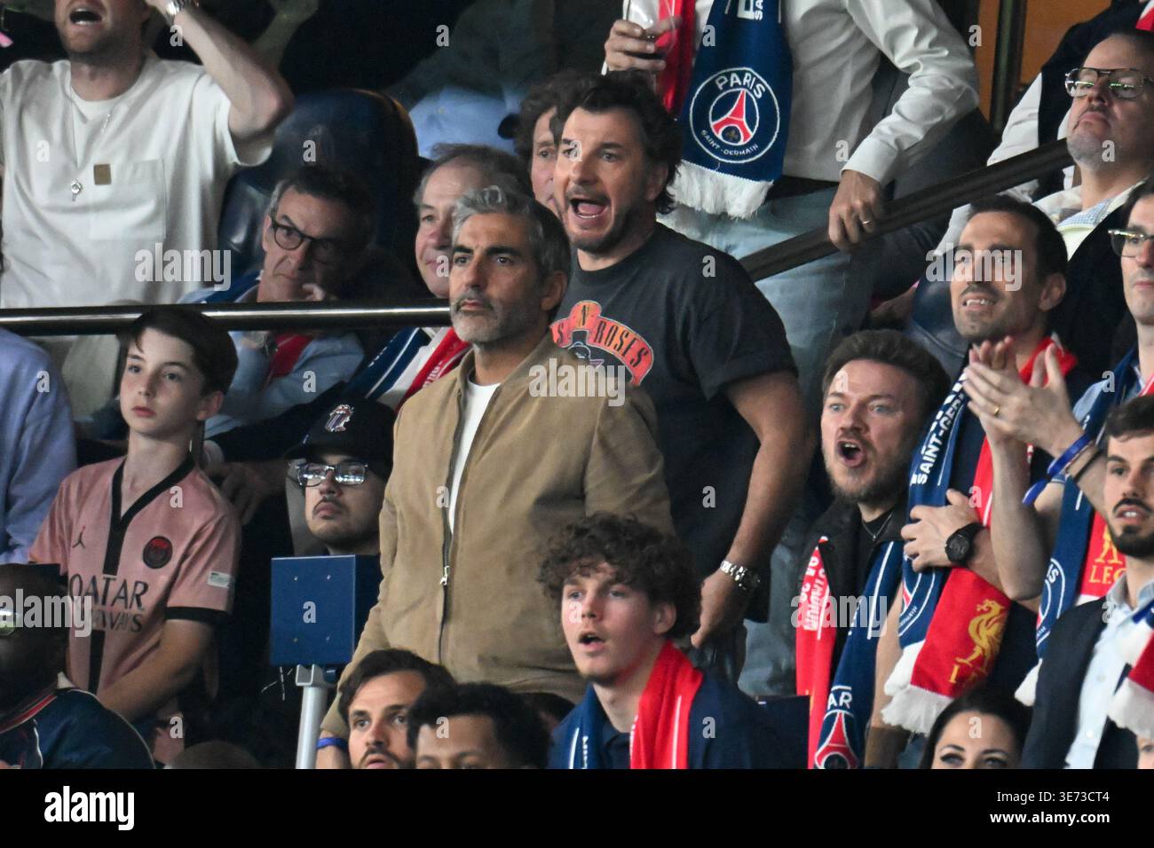 Ary Abittan, Michael Youn - PSG vs Liverpool in Parc des Princes, in ...