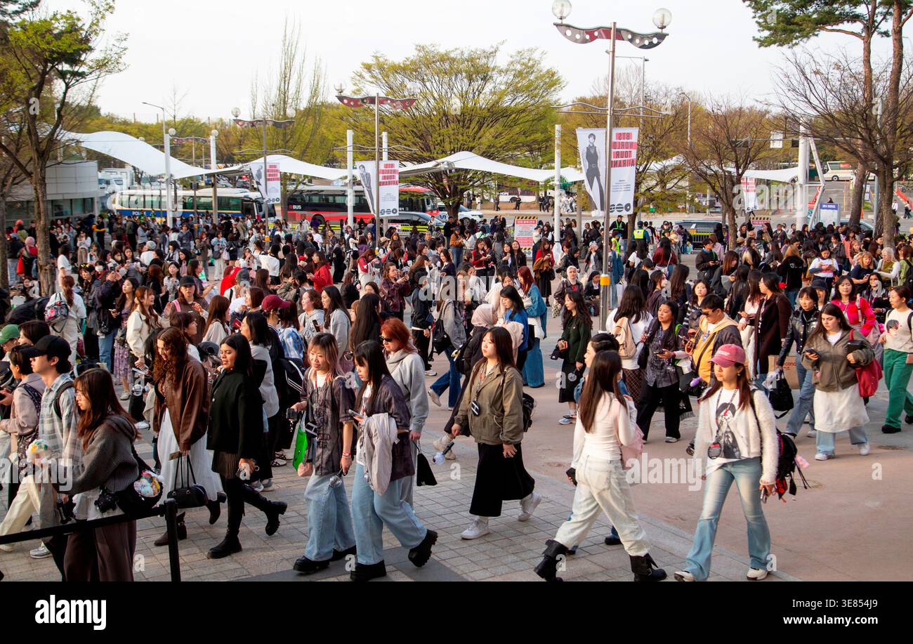 BTS World Tour 'ARIRANG', Apr 12, 2026 : Fans of K-pop boy group BTS ...