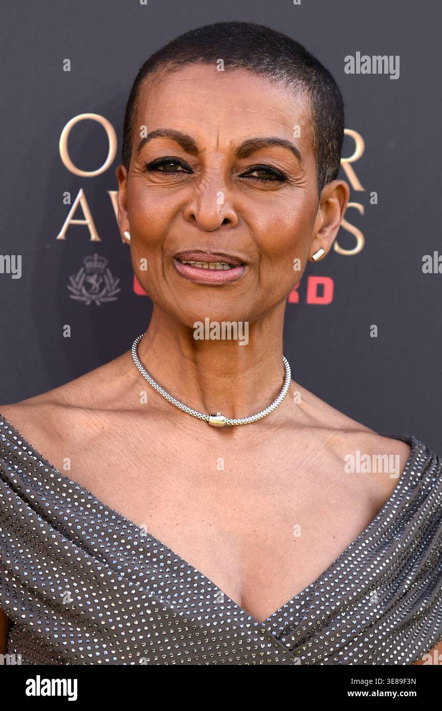 Adjoa Andoh bei der Verleihung der Olivier Awards 2026 in der Royal ...