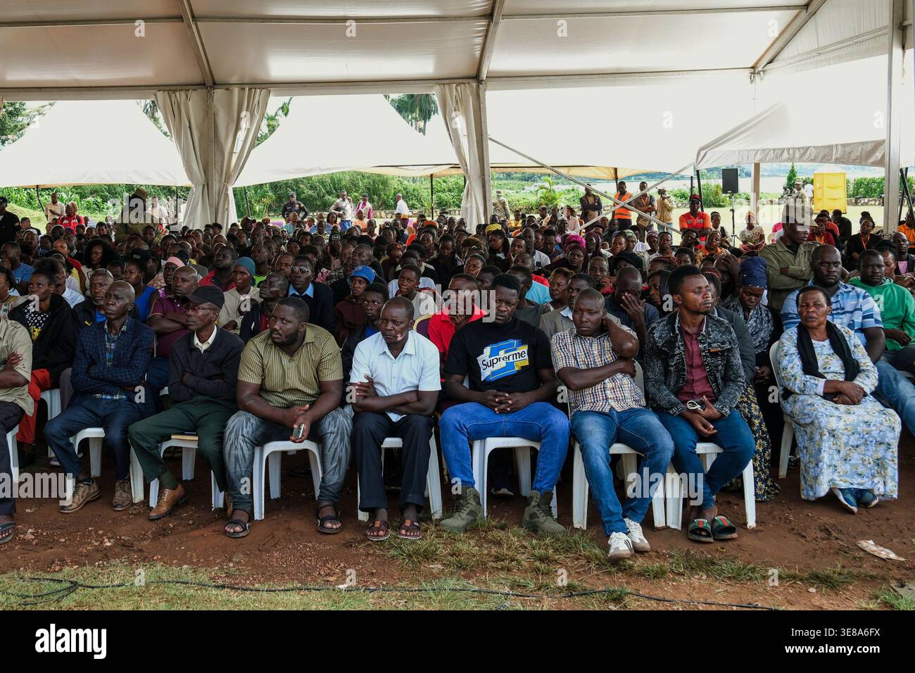 Members of the public follow the court proceedings of Christopher ...