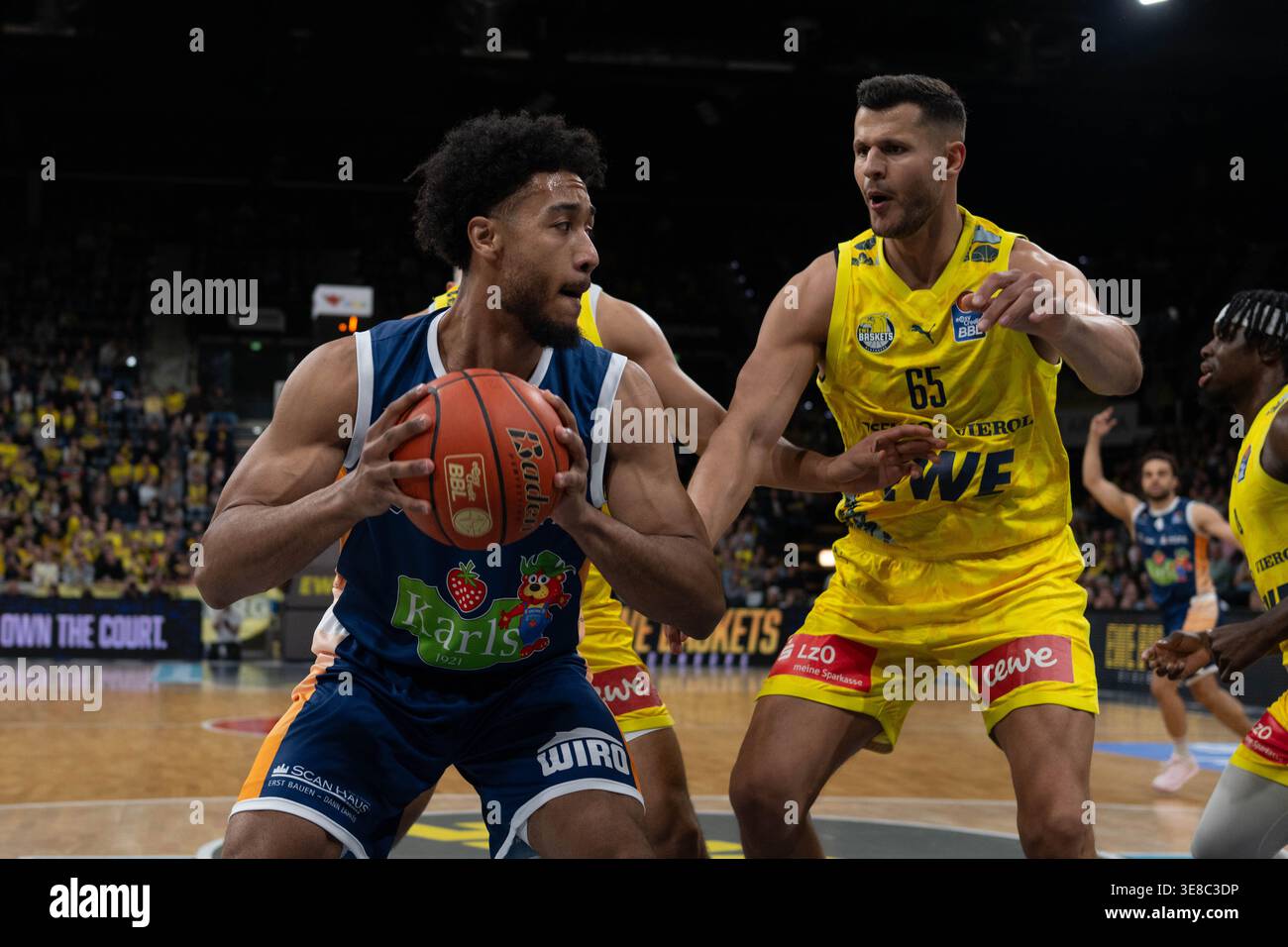 April 13, 2026, EWE Arena, Oldenburg, GER, easy Credit-BBL, Play-Ins ...