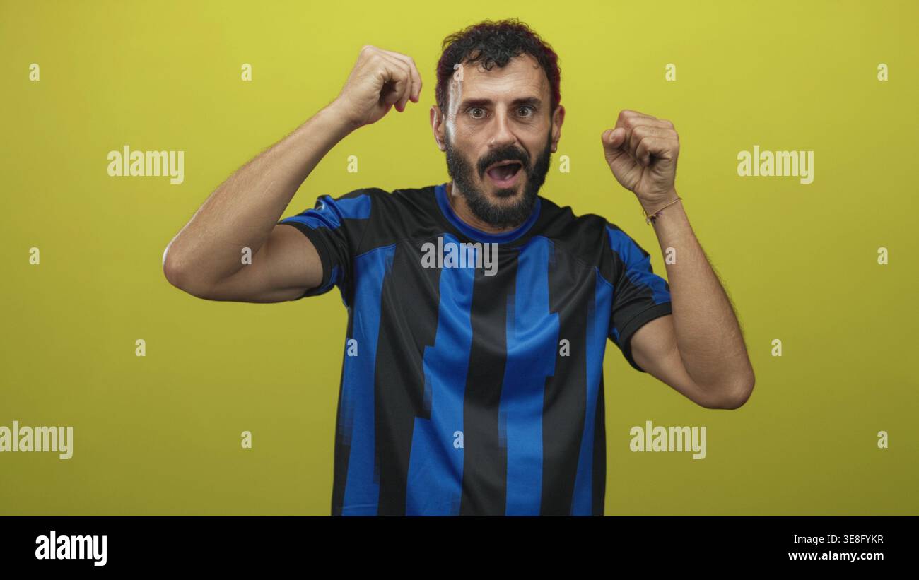 Wearing yellow jersey football player hi-res stock photography and ...