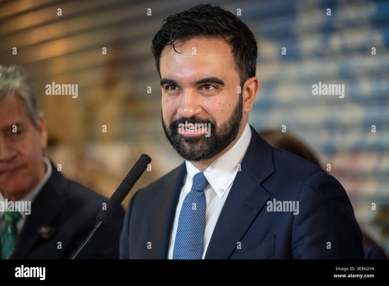 Photo by: NDZ/STAR MAX/IPx 2026 4/14/26 Mayor Zohran Mamdani holds a ...