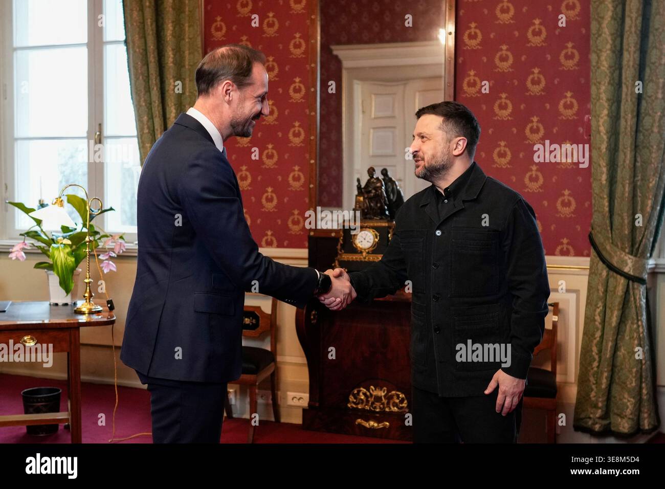 Oslo 20260415. Ukrainian President Volodymyr Zelenskyj visits Crown ...