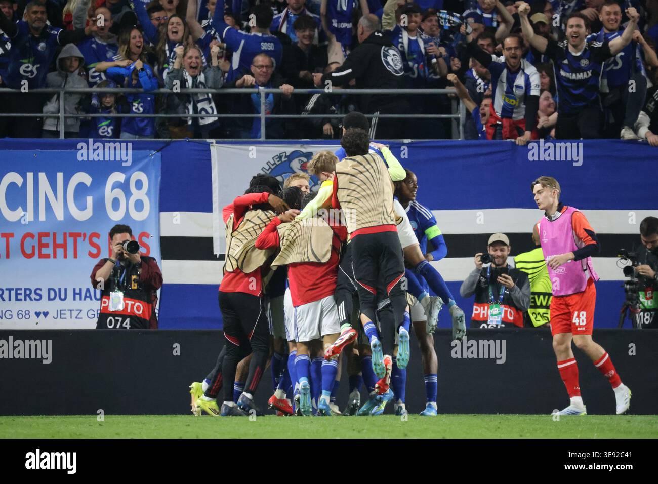 16 April 2026, France, Straßburg: Soccer, Men: UEFA Europa Conference ...