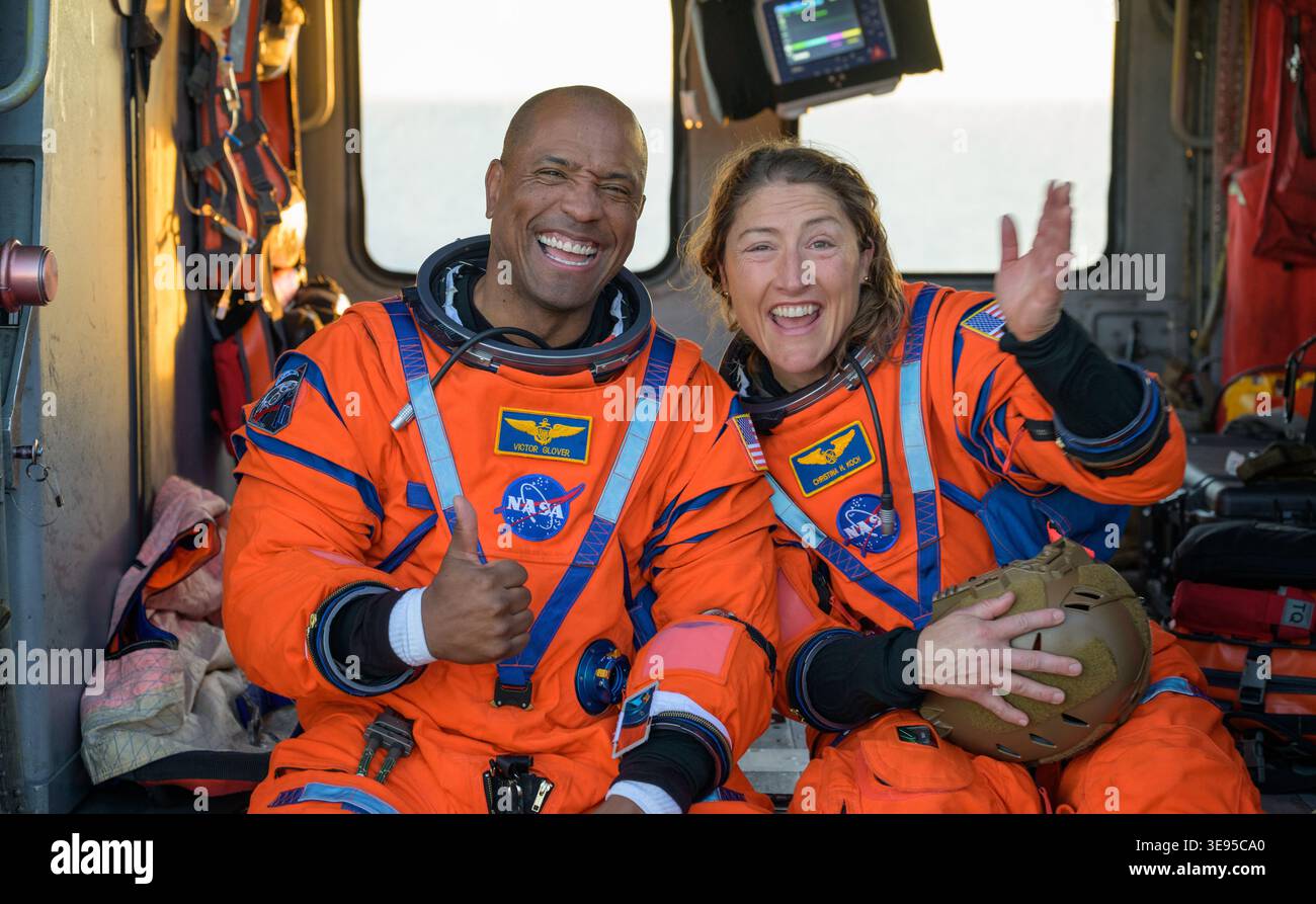 Astronaut victor glover hi-res stock photography and images - Alamy