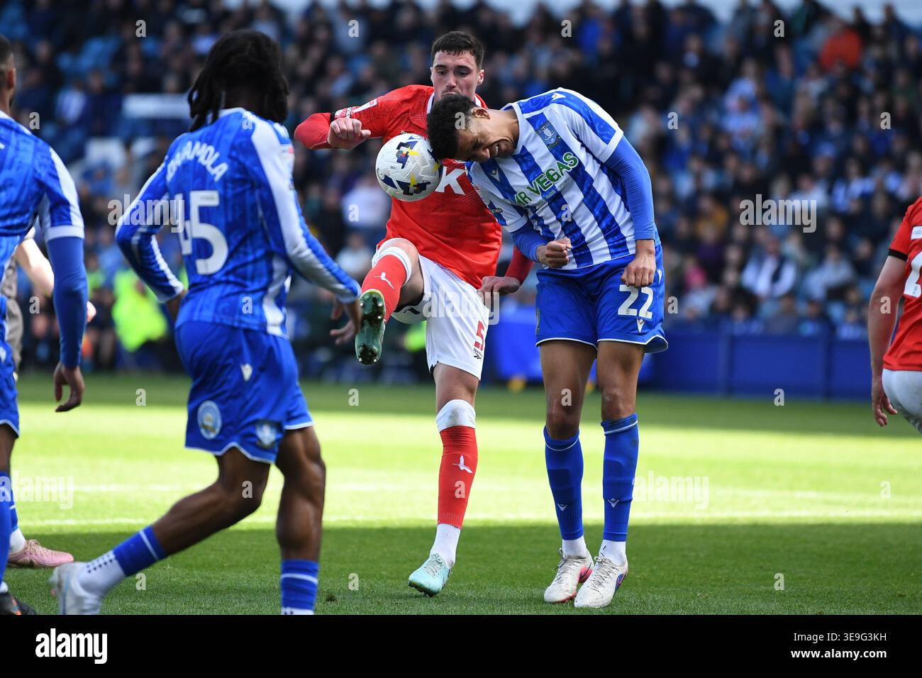 Sheffield, England. 18th Apr 2026. Lloyd Jones and Gabriel Otegbayo ...