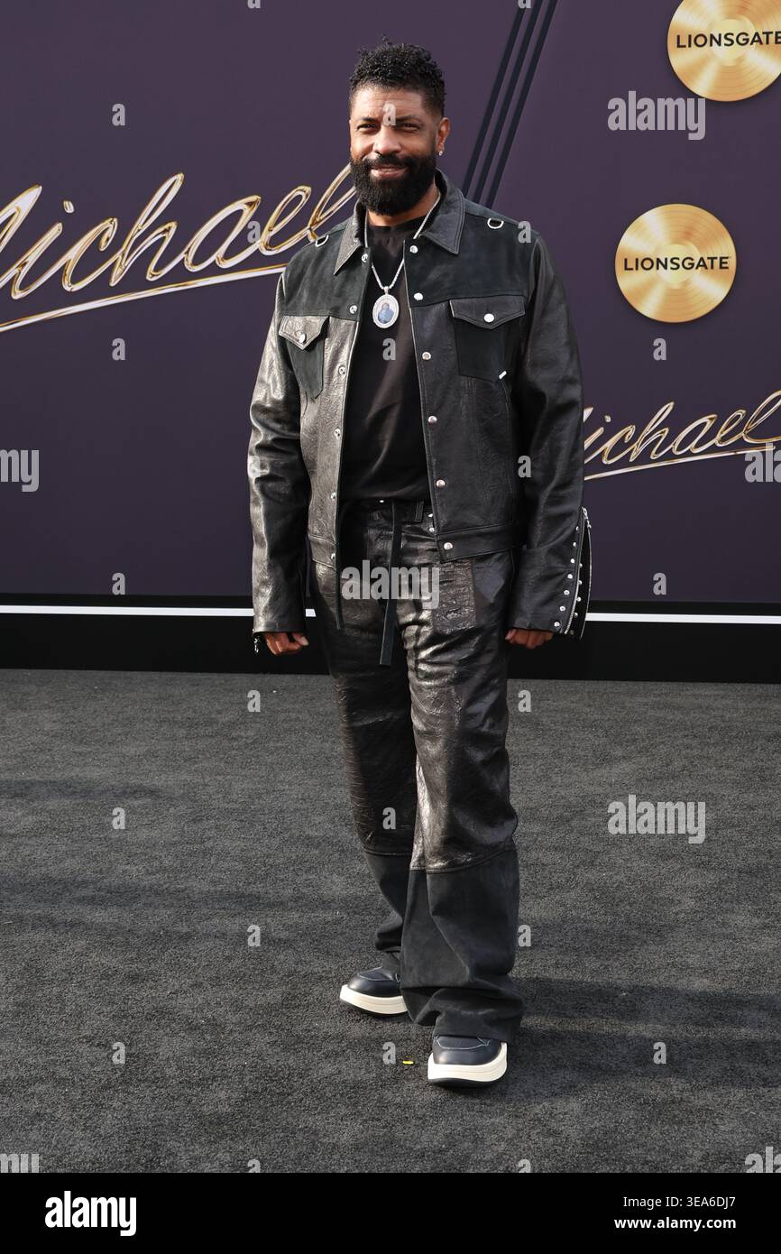 Los Angeles CA April 20- Deon Cole At Premiere Of Lionsgate's "Michael ...