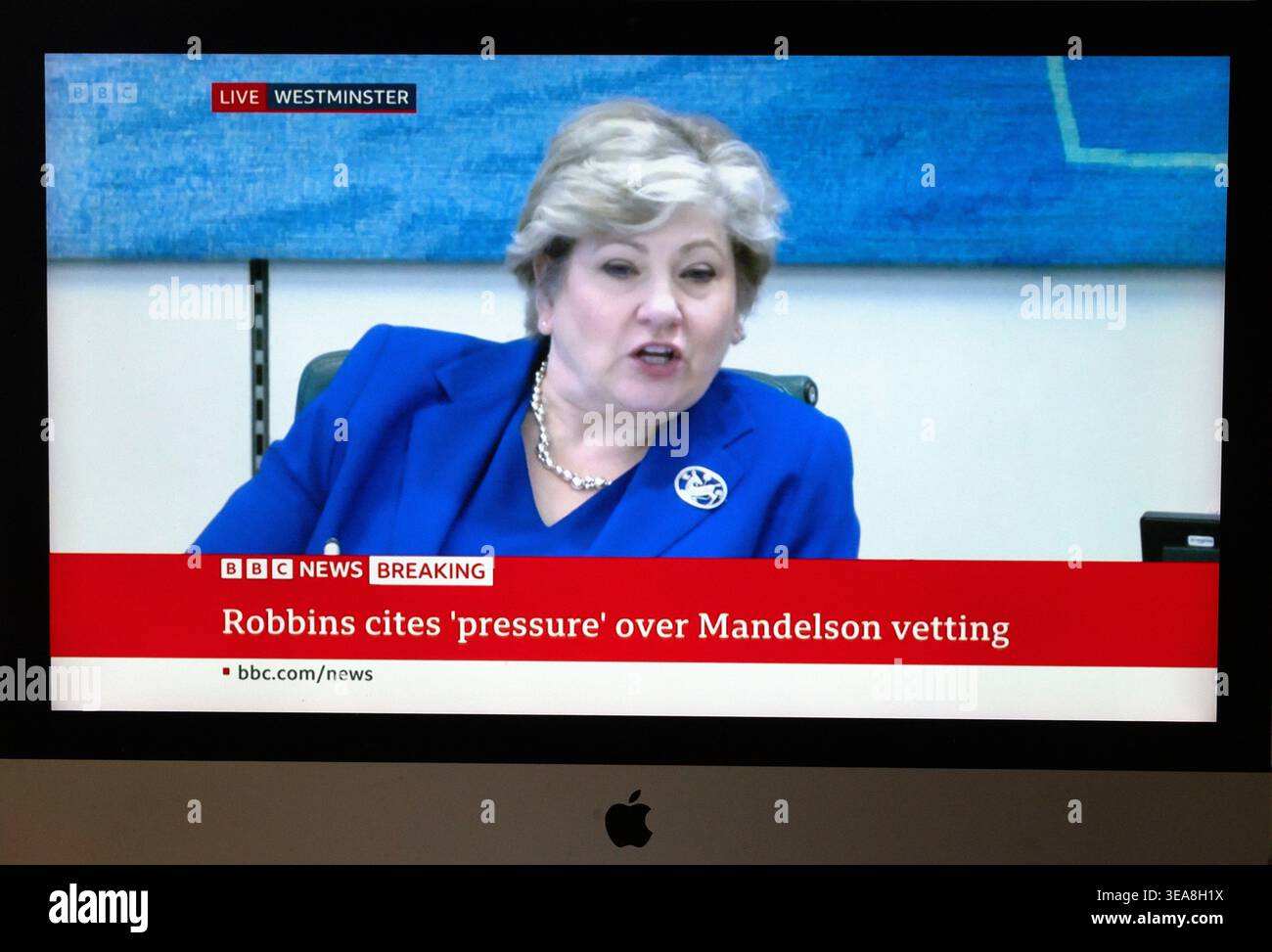 Dame Emily Thornberry questioning Sir Olly Robbins on Mandelson vetting ...