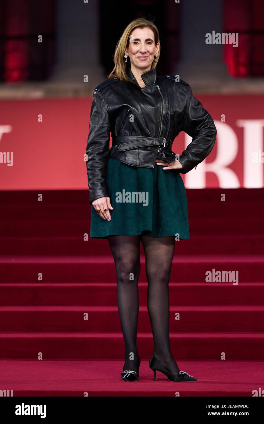 Aline Brosh McKenna poses for photographers upon arrival at the 'A ...