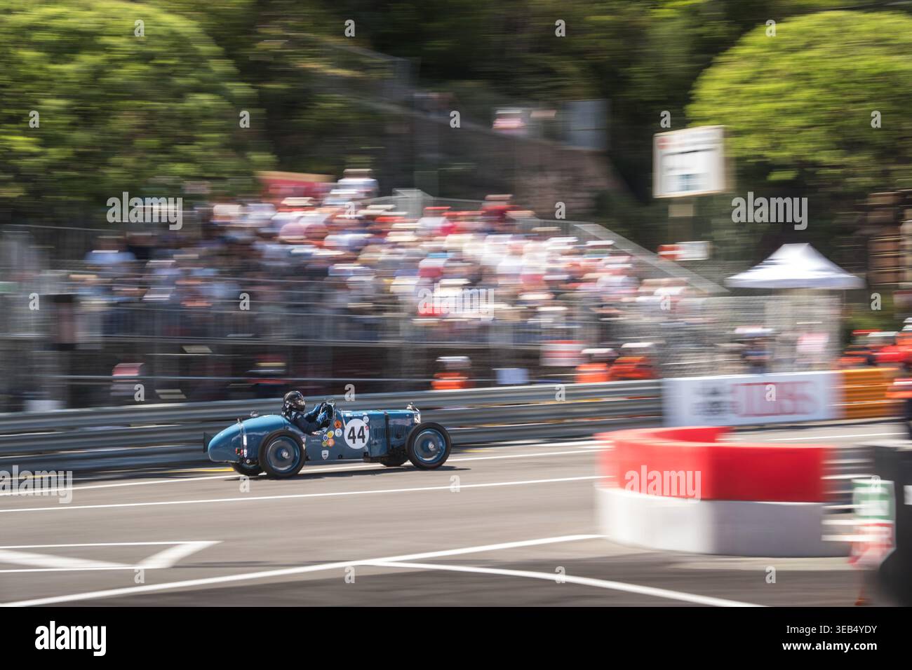 John Gillett (AUS), MG K3 Magnette, Grand Prix de Monaco Historique ...